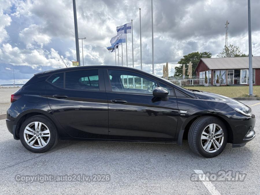 Melns Opel Astra 2019 Tallina, ar dzinēja tilpumu 1.40 L un nobraukumu 110 tūkst. km par 9990 €, foto 20 vietnē AUTOMOTO.COM.LV