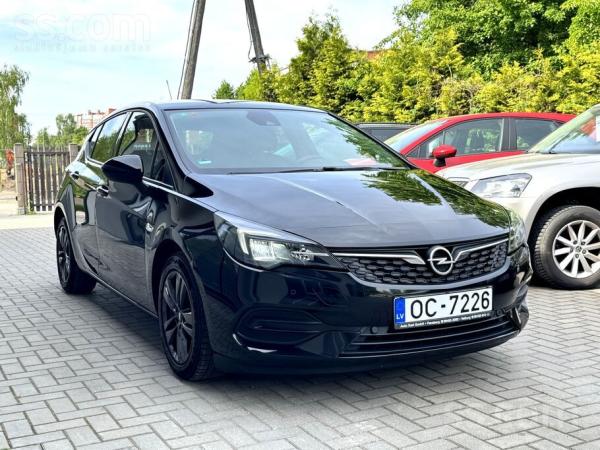 Black Opel Astra 2020 in Riga, with an engine capacity of 1.50 L and mileage of 185 thousand km for 8200 €, photo 2 on AUTOMOTO.COM.LV