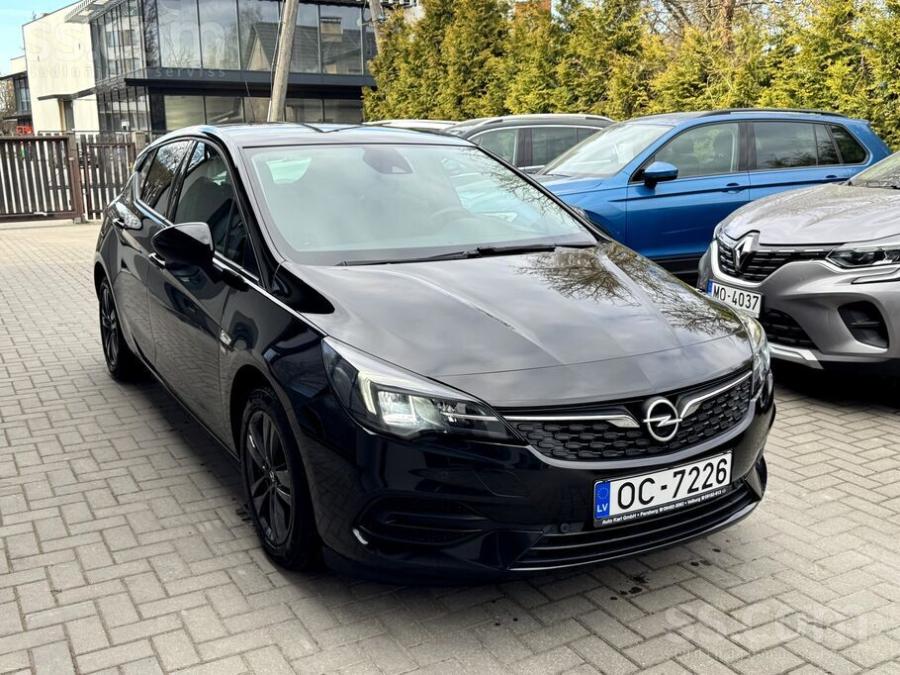 Melns Opel Astra 2020 Rīga, ar dzinēja tilpumu 1.50 L un nobraukumu 185 tūkst. km par 7500 €, foto 3 vietnē AUTOMOTO.COM.LV