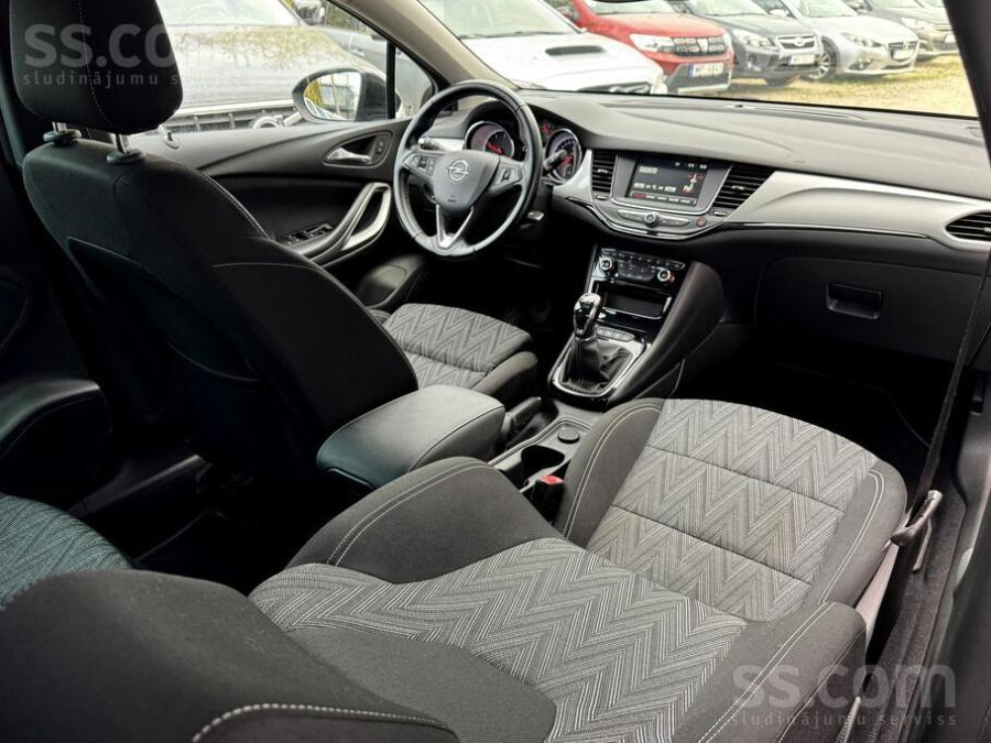 Melns Opel Astra 2020 Rīga, ar dzinēja tilpumu 1.50 L un nobraukumu 185 tūkst. km par 7500 €, foto 12 vietnē AUTOMOTO.COM.LV