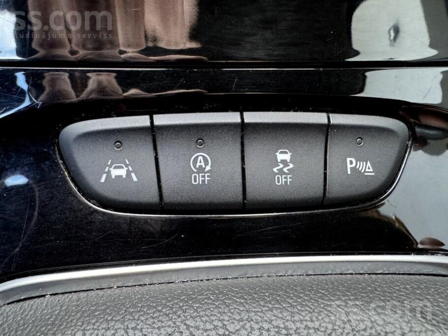 Melns Opel Astra 2020 Rīga, ar dzinēja tilpumu 1.50 L un nobraukumu 185 tūkst. km par 7500 €, foto 24 vietnē AUTOMOTO.COM.LV