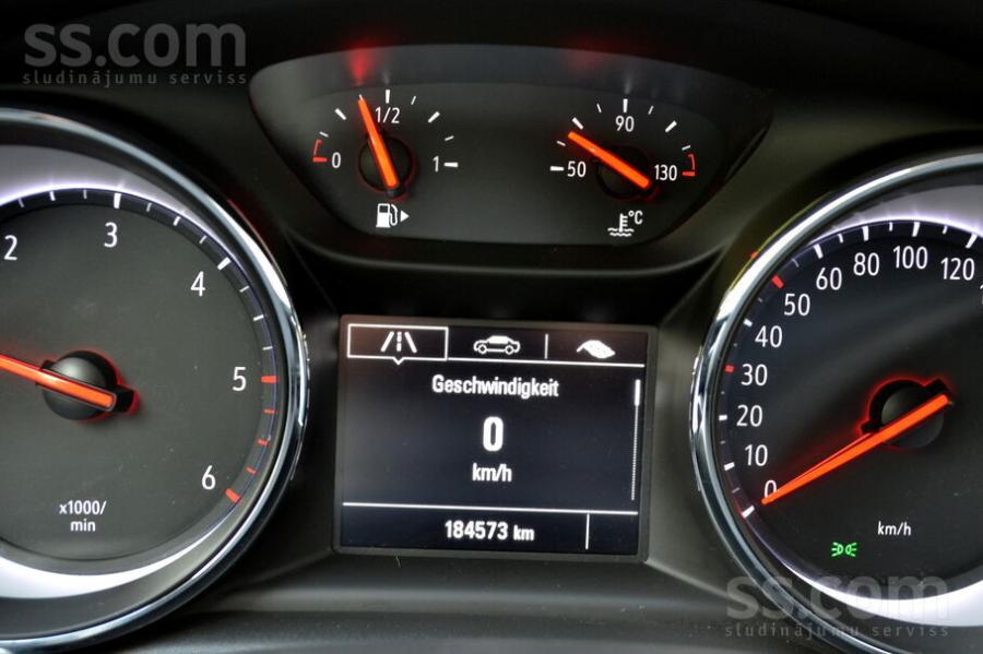 Melns Opel Astra 2020 Rīga, ar dzinēja tilpumu 1.50 L un nobraukumu 185 tūkst. km par 7500 €, foto 28 vietnē AUTOMOTO.COM.LV