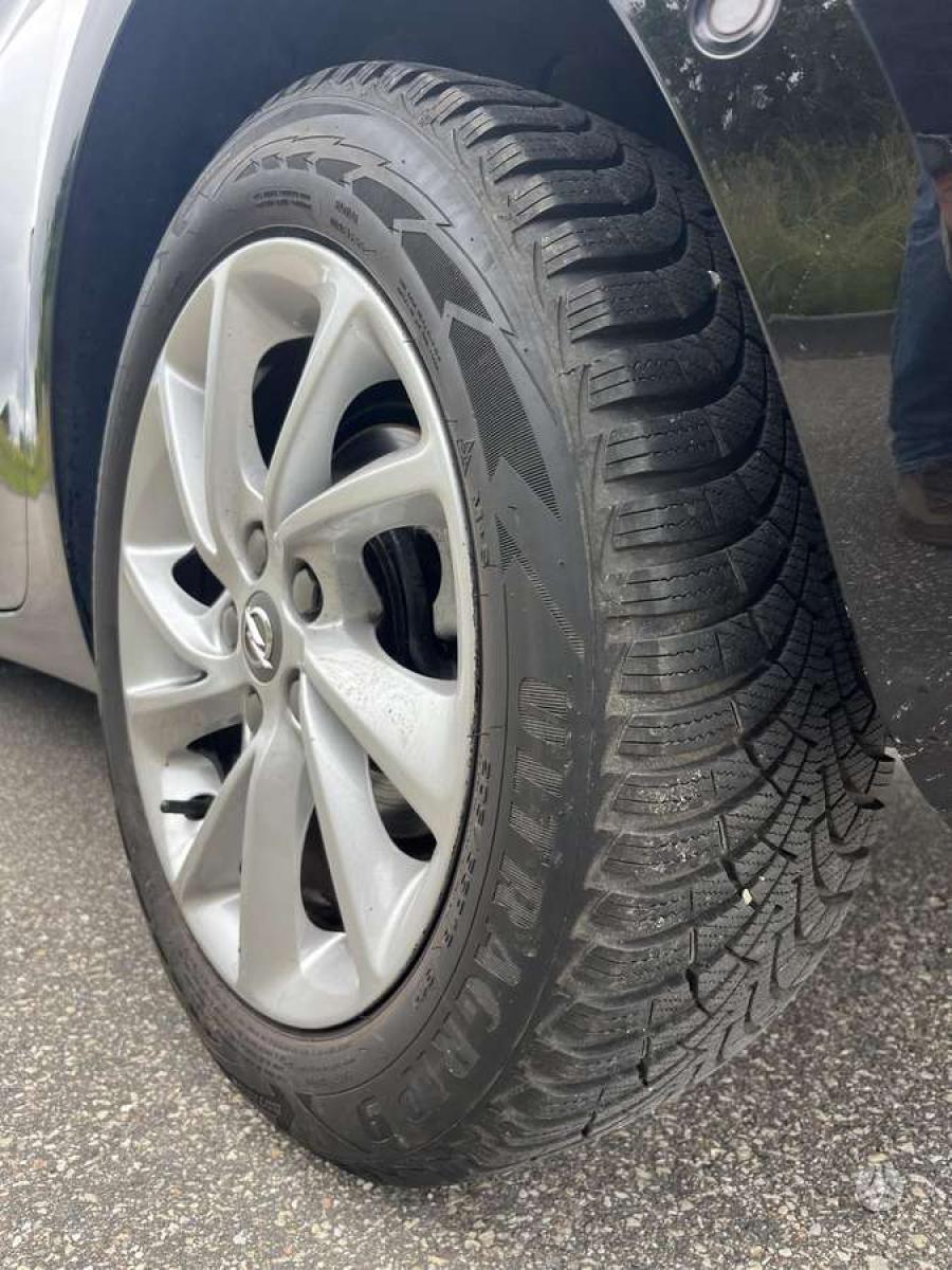 Melns Opel Astra 2020 Viļņa, ar dzinēja tilpumu 1.50 L un nobraukumu 189 tūkst. km par 7950 €, foto 14 vietnē AUTOMOTO.COM.LV