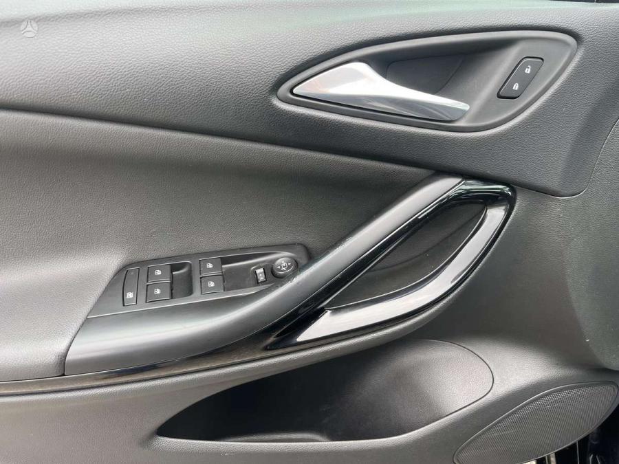 Melns Opel Astra 2020 Viļņa, ar dzinēja tilpumu 1.50 L un nobraukumu 189 tūkst. km par 7950 €, foto 26 vietnē AUTOMOTO.COM.LV