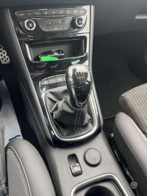 Melns Opel Astra 2020 Viļņa, ar dzinēja tilpumu 1.50 L un nobraukumu 189 tūkst. km par 7950 €, foto 36 vietnē AUTOMOTO.COM.LV