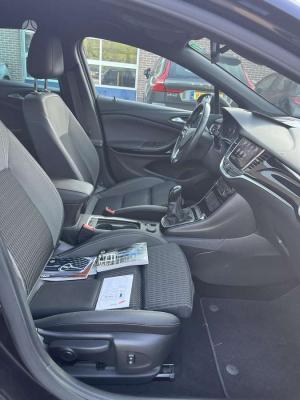 Melns Opel Astra 2020 Viļņa, ar dzinēja tilpumu 1.50 L un nobraukumu 189 tūkst. km par 7950 €, foto 51 vietnē AUTOMOTO.COM.LV