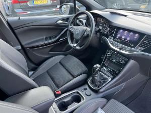 Melns Opel Astra 2020 Viļņa, ar dzinēja tilpumu 1.50 L un nobraukumu 189 tūkst. km par 7950 €, foto 52 vietnē AUTOMOTO.COM.LV