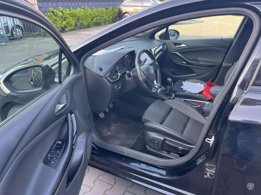 Melns Opel Astra 2020 Viļņa, ar dzinēja tilpumu 1.50 L un nobraukumu 189 tūkst. km par 7950 €, foto 53 vietnē AUTOMOTO.COM.LV