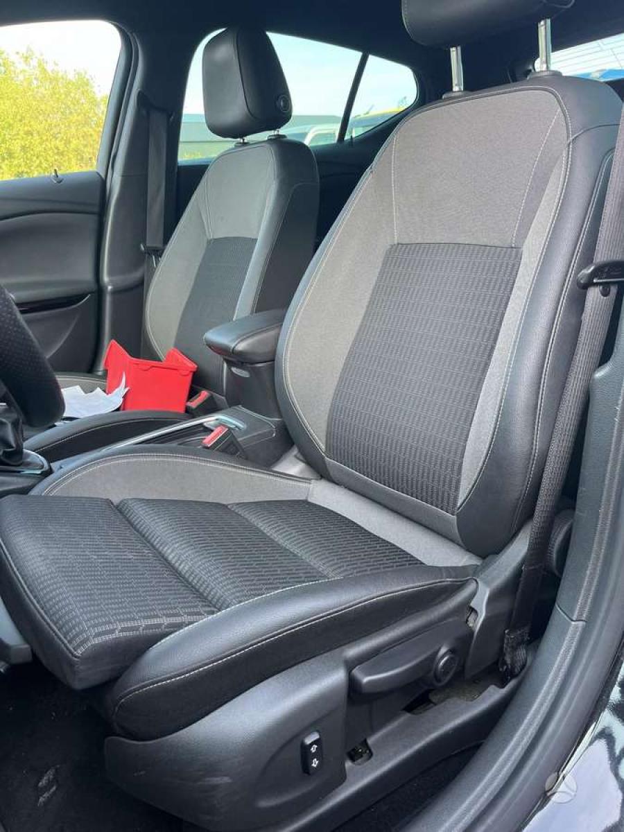 Melns Opel Astra 2020 Viļņa, ar dzinēja tilpumu 1.50 L un nobraukumu 189 tūkst. km par 7950 €, foto 54 vietnē AUTOMOTO.COM.LV