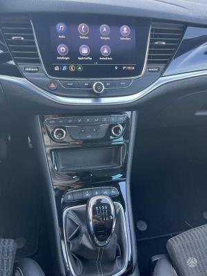 Melns Opel Astra 2020 Viļņa, ar dzinēja tilpumu 1.50 L un nobraukumu 189 tūkst. km par 7950 €, foto 57 vietnē AUTOMOTO.COM.LV