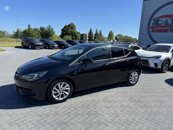 Black Opel Astra 2021 in Telschi, with an engine capacity of 1.20 L and mileage of 161 thousand km for 7999 €, photo 2 on AUTOMOTO.COM.LV