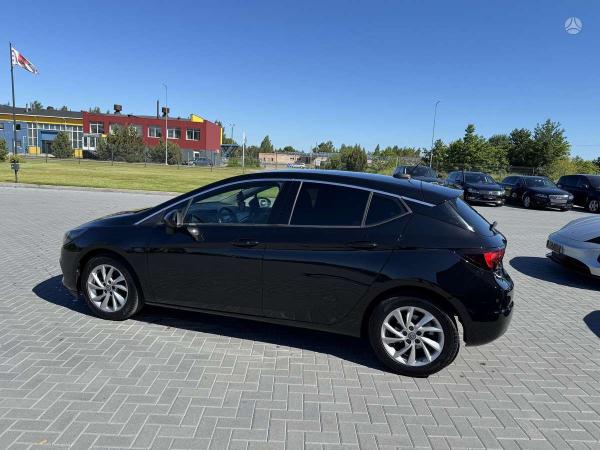 Black Opel Astra 2021 in Telschi, with an engine capacity of 1.20 L and mileage of 161 thousand km for 7999 €, photo 3 on AUTOMOTO.COM.LV