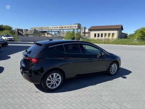 Black Opel Astra 2021 in Telschi, with an engine capacity of 1.20 L and mileage of 161 thousand km for 7999 €, photo 8 on AUTOMOTO.COM.LV