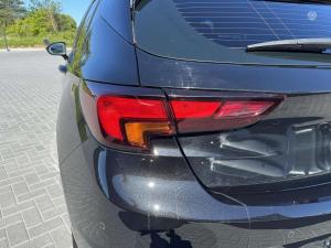 Black Opel Astra 2021 in Telschi, with an engine capacity of 1.20 L and mileage of 161 thousand km for 7999 €, photo 16 on AUTOMOTO.COM.LV