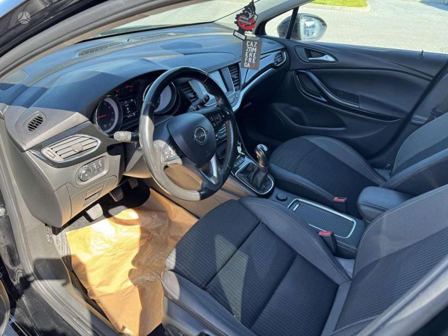 Black Opel Astra 2021 in Telschi, with an engine capacity of 1.20 L and mileage of 161 thousand km for 7999 €, photo 21 on AUTOMOTO.COM.LV