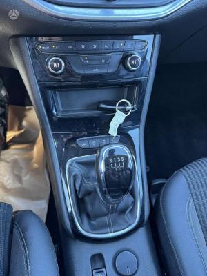 Black Opel Astra 2021 in Telschi, with an engine capacity of 1.20 L and mileage of 161 thousand km for 7999 €, photo 29 on AUTOMOTO.COM.LV