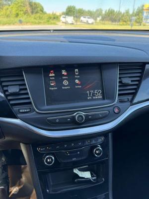 Black Opel Astra 2021 in Telschi, with an engine capacity of 1.20 L and mileage of 161 thousand km for 7999 €, photo 33 on AUTOMOTO.COM.LV