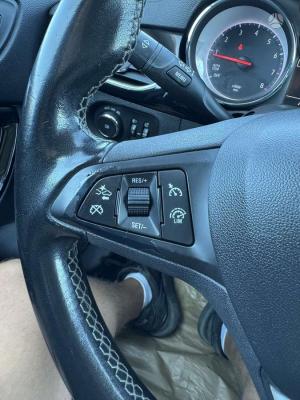 Black Opel Astra 2021 in Telschi, with an engine capacity of 1.20 L and mileage of 161 thousand km for 7999 €, photo 38 on AUTOMOTO.COM.LV
