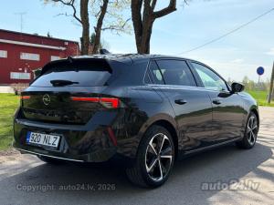 Black Opel Astra 2022 in Tallinn, with an engine capacity of 1.20 L and mileage of 47 thousand km for 18800 €, photo 7 on AUTOMOTO.COM.LV