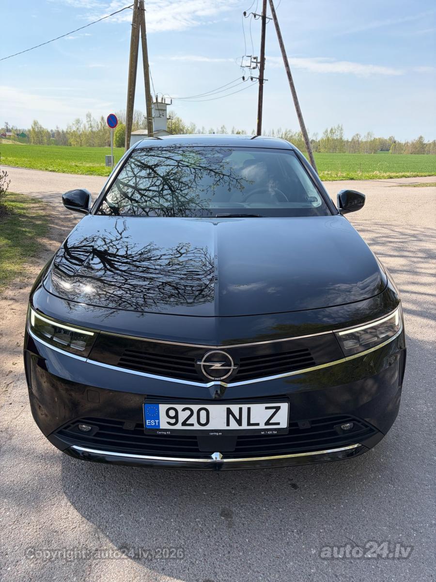 Black Opel Astra 2022 in Tallinn, with an engine capacity of 1.20 L and mileage of 47 thousand km for 18800 €, photo 8 on AUTOMOTO.COM.LV