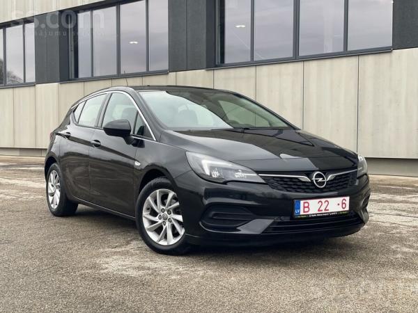 Black Opel Astra 2022 in Riga, with an engine capacity of 1.50 L and mileage of 192 thousand km for 7390 €, photo 3 on AUTOMOTO.COM.LV