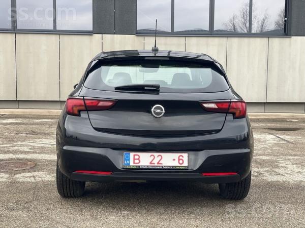 Black Opel Astra 2022 in Riga, with an engine capacity of 1.50 L and mileage of 192 thousand km for 7390 €, photo 5 on AUTOMOTO.COM.LV