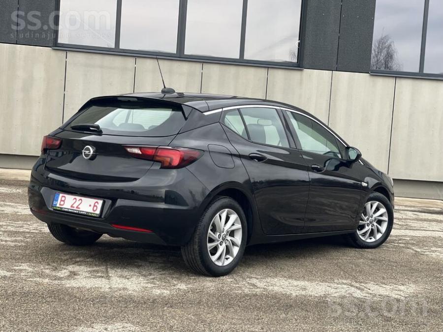 Black Opel Astra 2022 in Riga, with an engine capacity of 1.50 L and mileage of 192 thousand km for 7390 €, photo 7 on AUTOMOTO.COM.LV