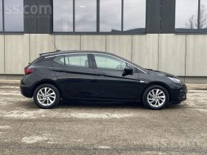 Black Opel Astra 2022 in Riga, with an engine capacity of 1.50 L and mileage of 192 thousand km for 7390 €, photo 14 on AUTOMOTO.COM.LV