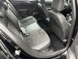 Black Opel Astra 2022 in Riga, with an engine capacity of 1.50 L and mileage of 192 thousand km for 7390 €, photo 26 on AUTOMOTO.COM.LV