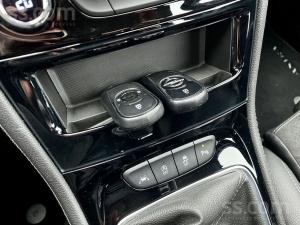 Black Opel Astra 2022 in Riga, with an engine capacity of 1.50 L and mileage of 192 thousand km for 7390 €, photo 32 on AUTOMOTO.COM.LV