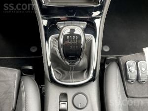 Black Opel Astra 2022 in Riga, with an engine capacity of 1.50 L and mileage of 192 thousand km for 7390 €, photo 33 on AUTOMOTO.COM.LV