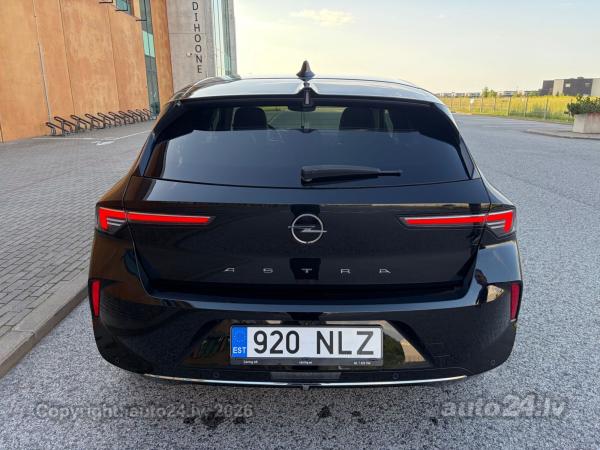 Black Opel Astra 2022 in Tallinn, with an engine capacity of 1.20 L and mileage of 48 thousand km for 17500 €, photo 8 on AUTOMOTO.COM.LV