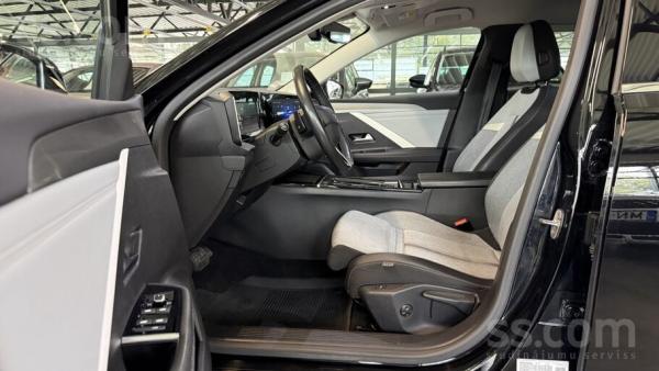 Melns Opel Astra 2022 Rīga, ar dzinēja tilpumu 1.60 L un nobraukumu 76 tūkst. km par 18900 €, foto 11 vietnē AUTOMOTO.COM.LV