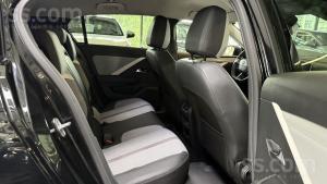 Black Opel Astra 2022 in Riga, with an engine capacity of 1.60 L and mileage of 76 thousand km for 18900 €, photo 15 on AUTOMOTO.COM.LV