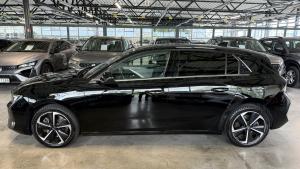 Black Opel Astra 2022 in Riga, with an engine capacity of 1.60 L and mileage of 76 thousand km for 18900 €, photo  on AUTOMOTO.COM.LV