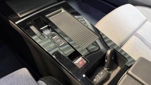 Melns Opel Astra 2022 Rīga, ar dzinēja tilpumu 1.60 L un nobraukumu 76 tūkst. km par 18900 €, foto 22 vietnē AUTOMOTO.COM.LV