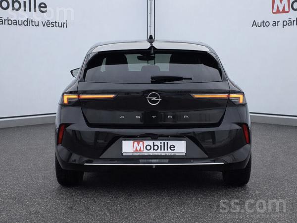 Черный Опель Астра 2023 в Рига, объемом двигателя 1.50 л и пробегом 20 тыс. км за 15900 €, фото 5 на AUTOMOTO.COM.LV