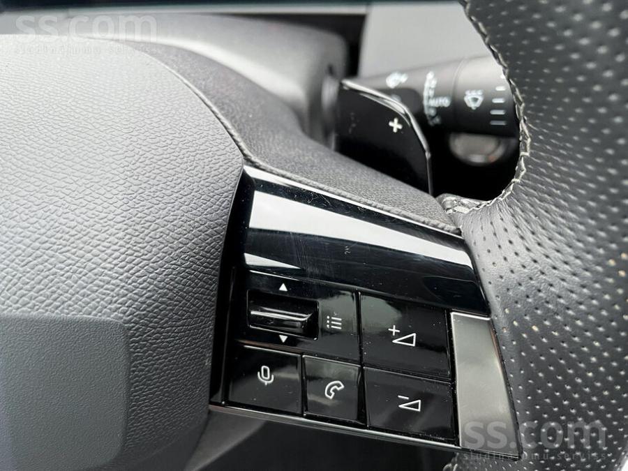 Melns Opel Astra 2023 Rīga, ar dzinēja tilpumu 1.50 L un nobraukumu 20 tūkst. km par 15900 €, foto 21 vietnē AUTOMOTO.COM.LV