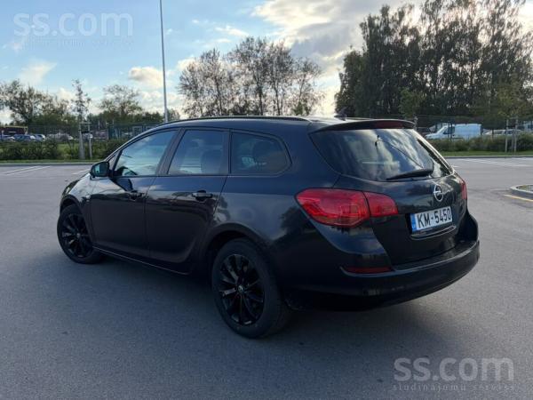 Melns Opel Astra 2011 Rīga, ar dzinēja tilpumu 1.70 L un nobraukumu 0 tūkst. km par 949 €, foto 4 vietnē AUTOMOTO.COM.LV