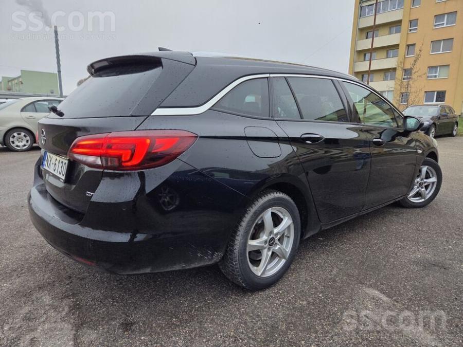 Black Opel Astra 2019 in Riga, with an engine capacity of 2.00 L and mileage of 190 thousand km for 9500 €, photo 7 on AUTOMOTO.COM.LV