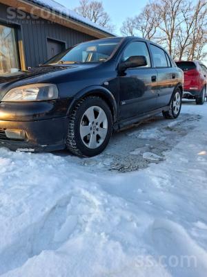 Melns Opel Astra 2002 Valmiera, ar dzinēja tilpumu 2.30 L un nobraukumu 321 tūkst. km par 700 €, foto  vietnē AUTOMOTO.COM.LV