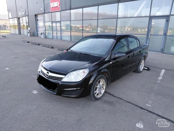Melns Opel Astra 2008 Panevēža, ar dzinēja tilpumu 1.70 L un nobraukumu 355 tūkst. km par 950 €, foto 3 vietnē AUTOMOTO.COM.LV