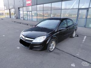 Melns Opel Astra 2008 Panevēža, ar dzinēja tilpumu 1.70 L un nobraukumu 355 tūkst. km par 950 €, foto 4 vietnē AUTOMOTO.COM.LV