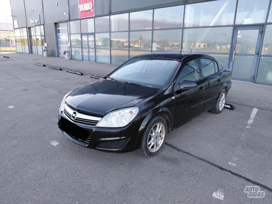 Melns Opel Astra 2008 Panevēža, ar dzinēja tilpumu 1.70 L un nobraukumu 355 tūkst. km par 950 €, foto 4 vietnē AUTOMOTO.COM.LV