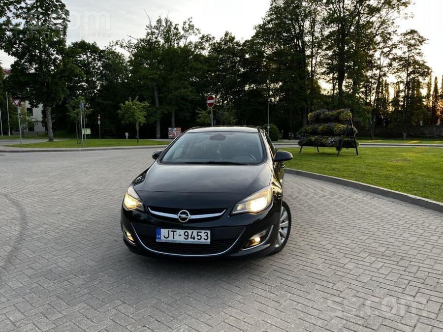Melns Opel Astra 2014 Rīga, ar dzinēja tilpumu 1.40 L un nobraukumu 273 tūkst. km par 4299 €, foto 1 vietnē AUTOMOTO.COM.LV