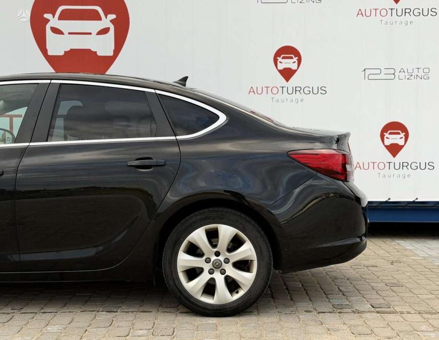 Melns Opel Astra 2014 Tauragė, ar dzinēja tilpumu 1.69 L un nobraukumu 208 tūkst. km par 3600 €, foto 17 vietnē AUTOMOTO.COM.LV