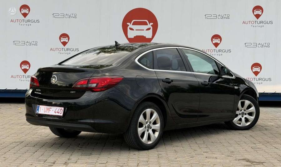 Melns Opel Astra 2014 Tauragė, ar dzinēja tilpumu 1.69 L un nobraukumu 208 tūkst. km par 3600 €, foto 19 vietnē AUTOMOTO.COM.LV