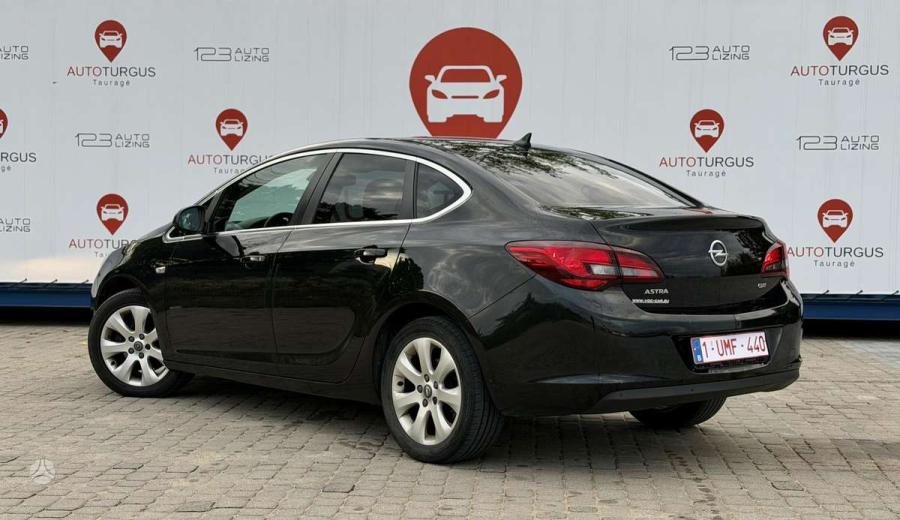Melns Opel Astra 2014 Tauragė, ar dzinēja tilpumu 1.69 L un nobraukumu 208 tūkst. km par 3600 €, foto 21 vietnē AUTOMOTO.COM.LV