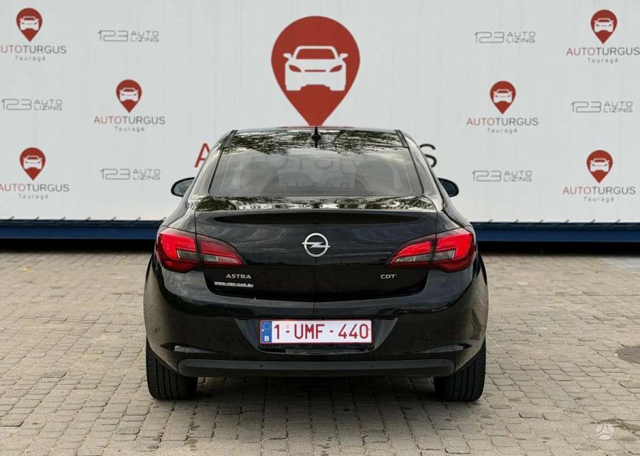 Melns Opel Astra 2014 Tauragė, ar dzinēja tilpumu 1.69 L un nobraukumu 208 tūkst. km par 3600 €, foto 23 vietnē AUTOMOTO.COM.LV