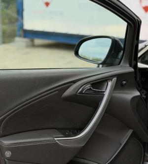 Melns Opel Astra 2014 Tauragė, ar dzinēja tilpumu 1.69 L un nobraukumu 208 tūkst. km par 3600 €, foto 32 vietnē AUTOMOTO.COM.LV